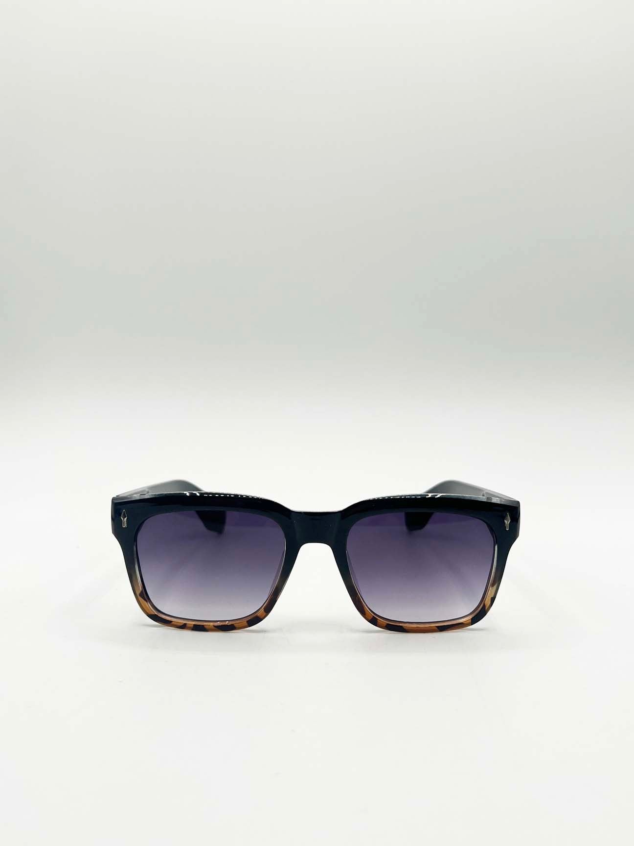 Wayfarer & Clubmaster – Accent Fashion Accessories